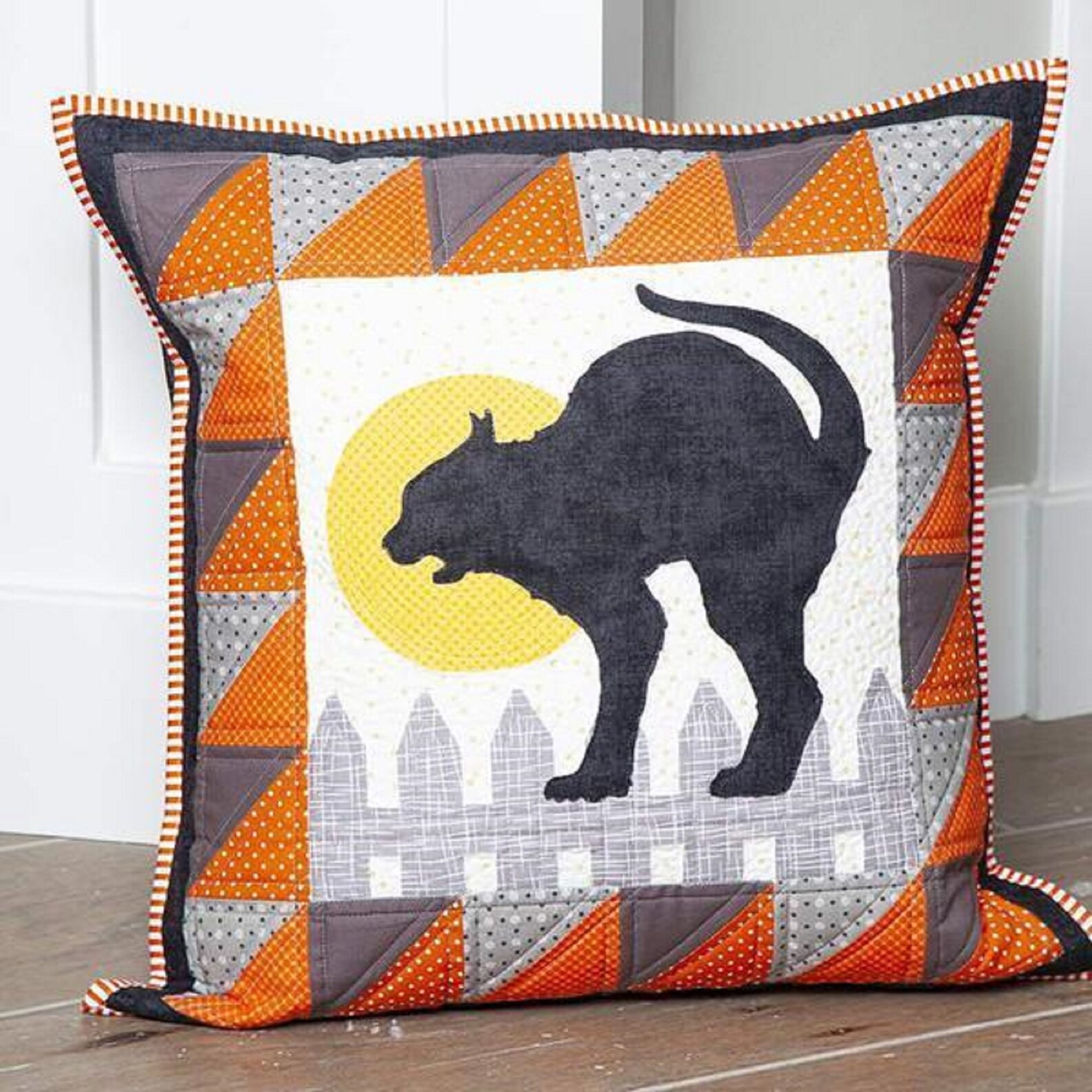 Riley Blake 2021 Pillow Kit of the Month - Etsy