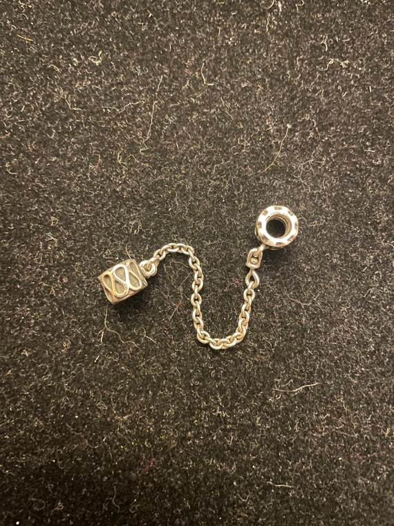 Pandora moments raindrop safety - Gem