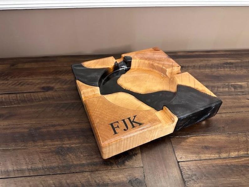 Live Edge Wood and Epoxy Cigar Ashtray, Personalized Home Decor - Etsy