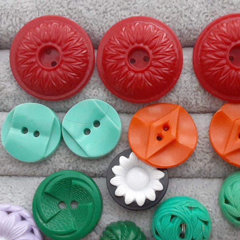 Colt Buttons - Etsy