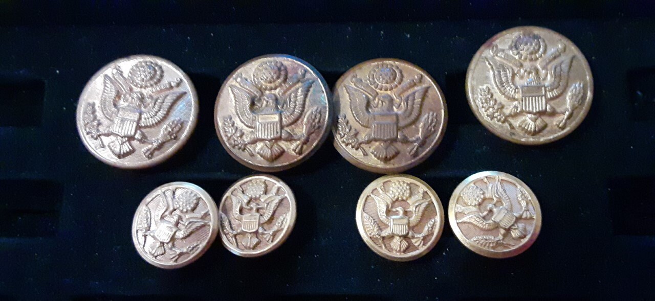 8 Vintage Pre-1945 Army Buttons. Great Seal. Waterbury and Superior - Etsy