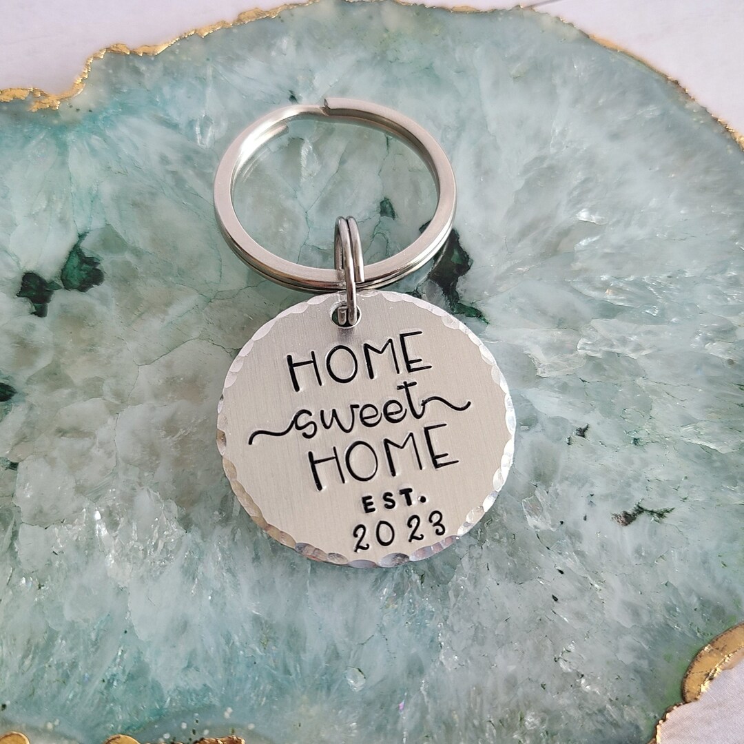 Home Sweet Home Est 2023 Keychain, New Home Owner Gifts, Key Chain for ...