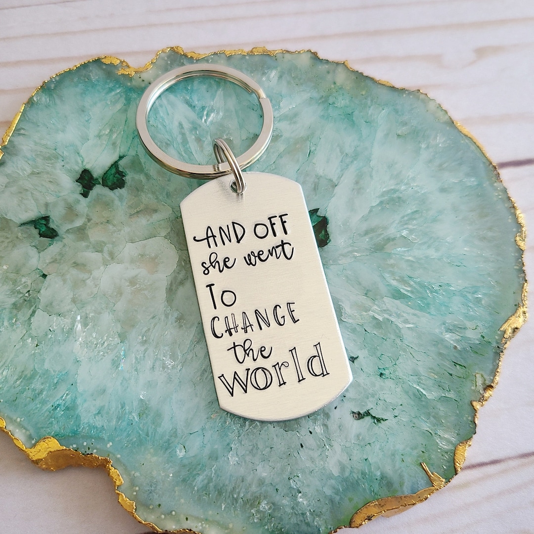 Graduation Gifts for Her, Class of 2025 Keepsake, Personalized Keychain ...