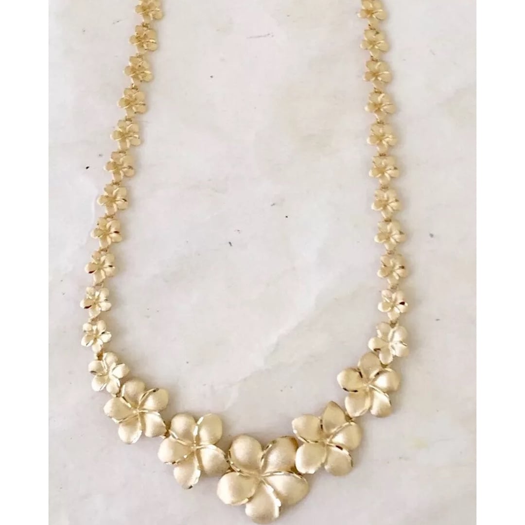 Solid 14 Karat Hawaiian Plumeria Necklace - Etsy