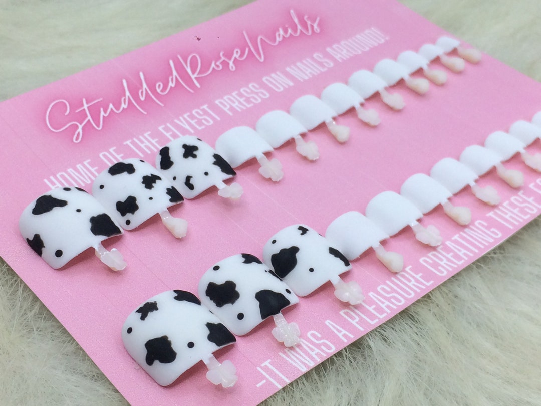 A MOO Thang | Toes-on-the-go | Press on Toenails | Studdedrosenails - Etsy