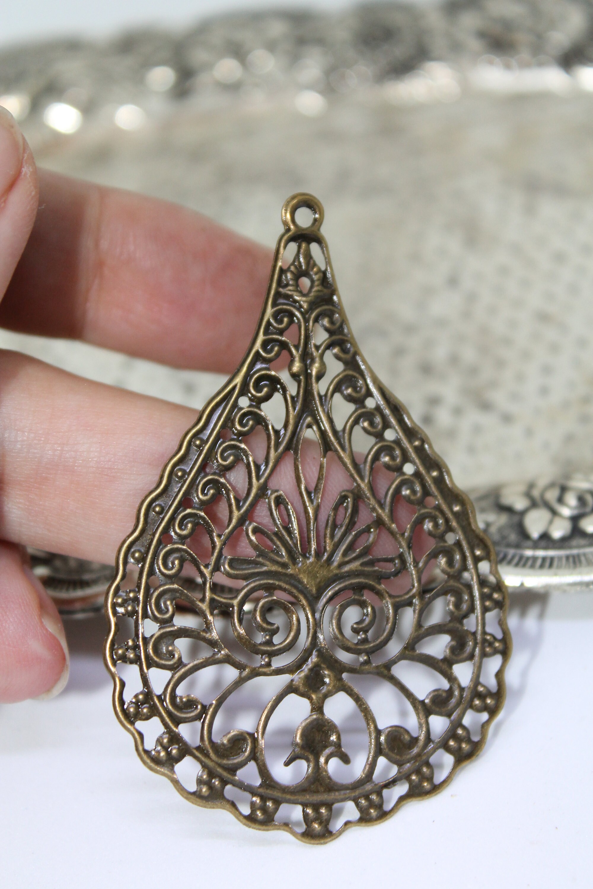 Vintage Bronze Filigree Teardrop Stampings Findings Embellishments 2 Pc ...