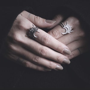 Hecate Crescent Moon & Sun Ring Set.oxidized Silverdark - Etsy