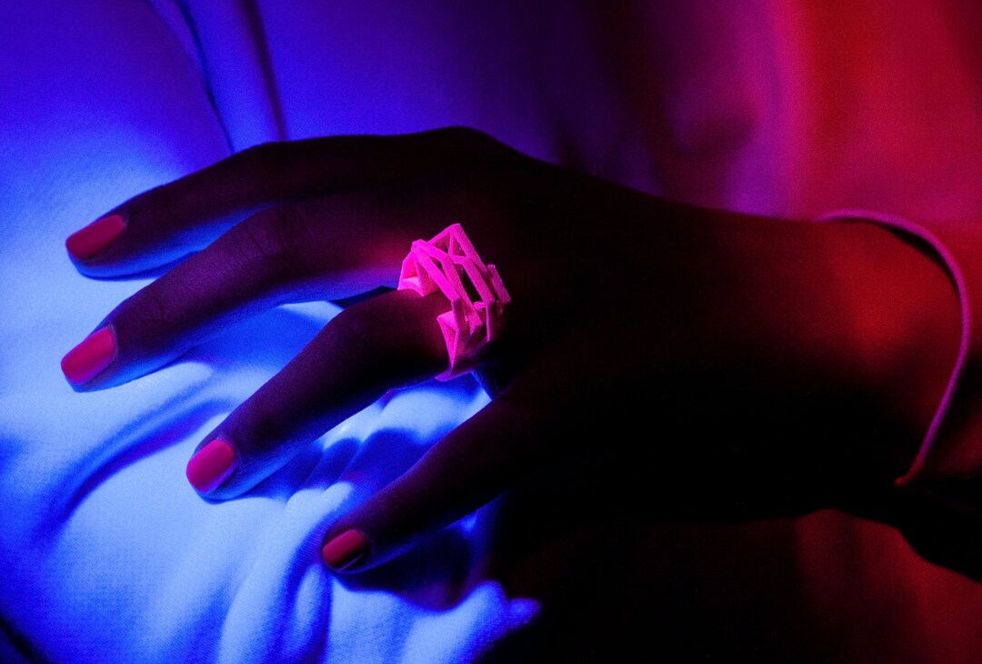 3D Printed Neon Pink Ring, Blacklight Jewellery, Space Jewelry, Glowing ...