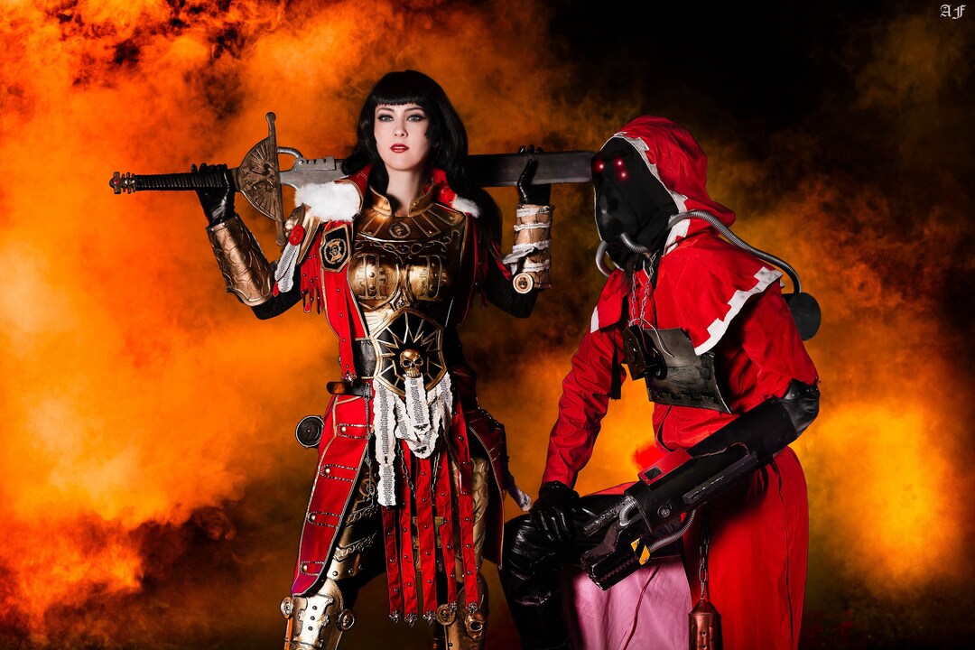 INQUISITOR 3-Wege-Panzer von WH40k Universe. Cosplay Kostüm. Auf ...