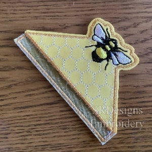 Bee Corner Bookmark, in the Hoop Machine Embroidery 4x4 - Etsy
