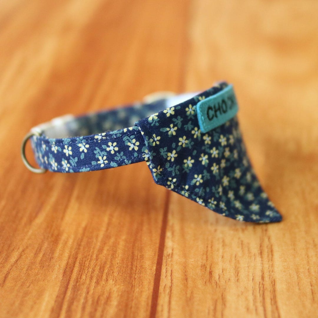 Blue Floral Cat Collar With Personalized Bandana: Breakaway Safety ...