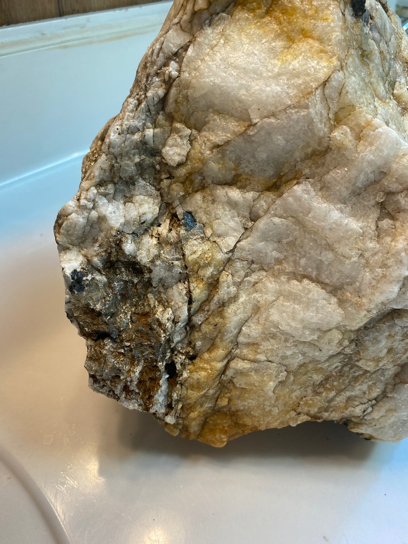 Large Beautiful Display Piece of Quartz 11" X 8" X 6" - Etsy