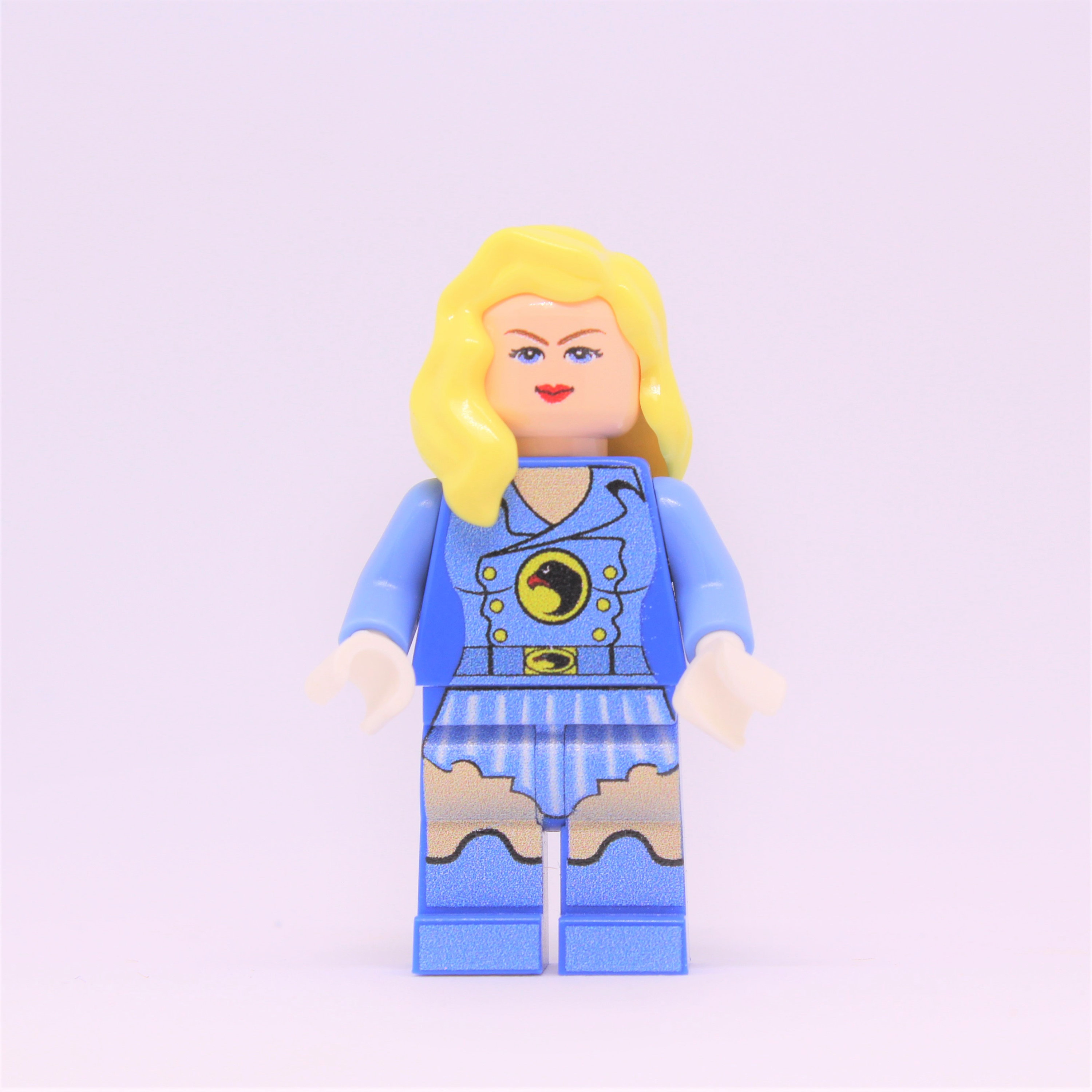 Custom LEGO Minifigures - Lady Blackhawk Made With Original LEGO Parts ...