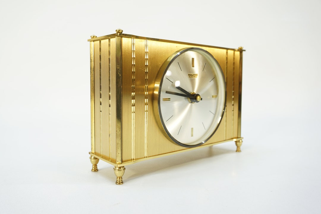 Elegant Vintage Table Clock / 70s Germany / Retro Mauthe Clock ...