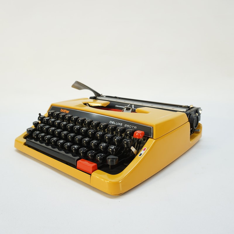 Retro Typewriter - Etsy