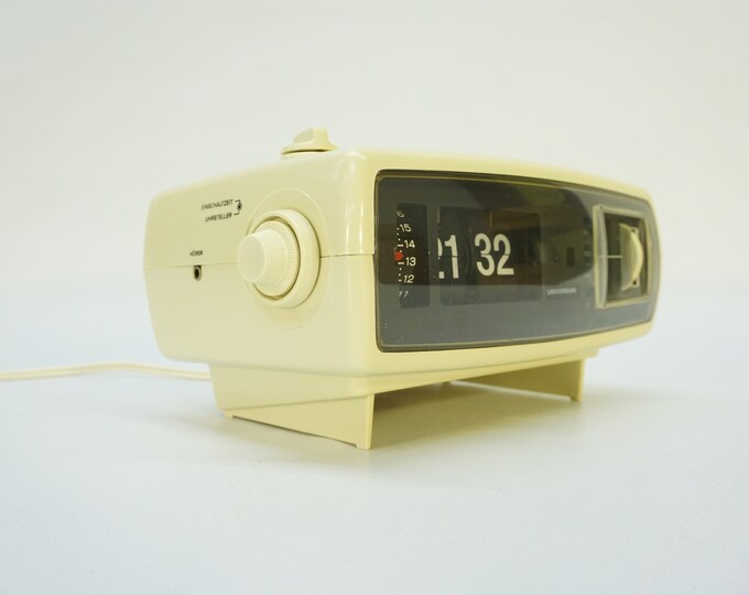 Vintage Flip Clock Radio / Universum W 2758 / 70s Radio / White / Space ...