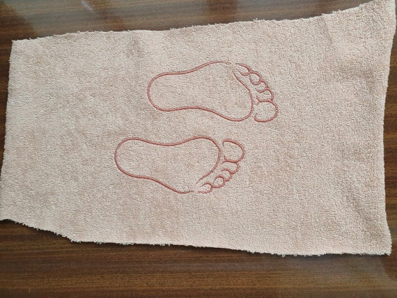 Machine Embroidery Design footprints - Etsy