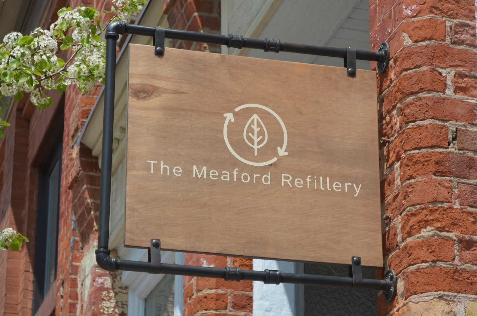 Custom Two-sided Blade Sign Custom Iron Hanging Bracket - Etsy Canada