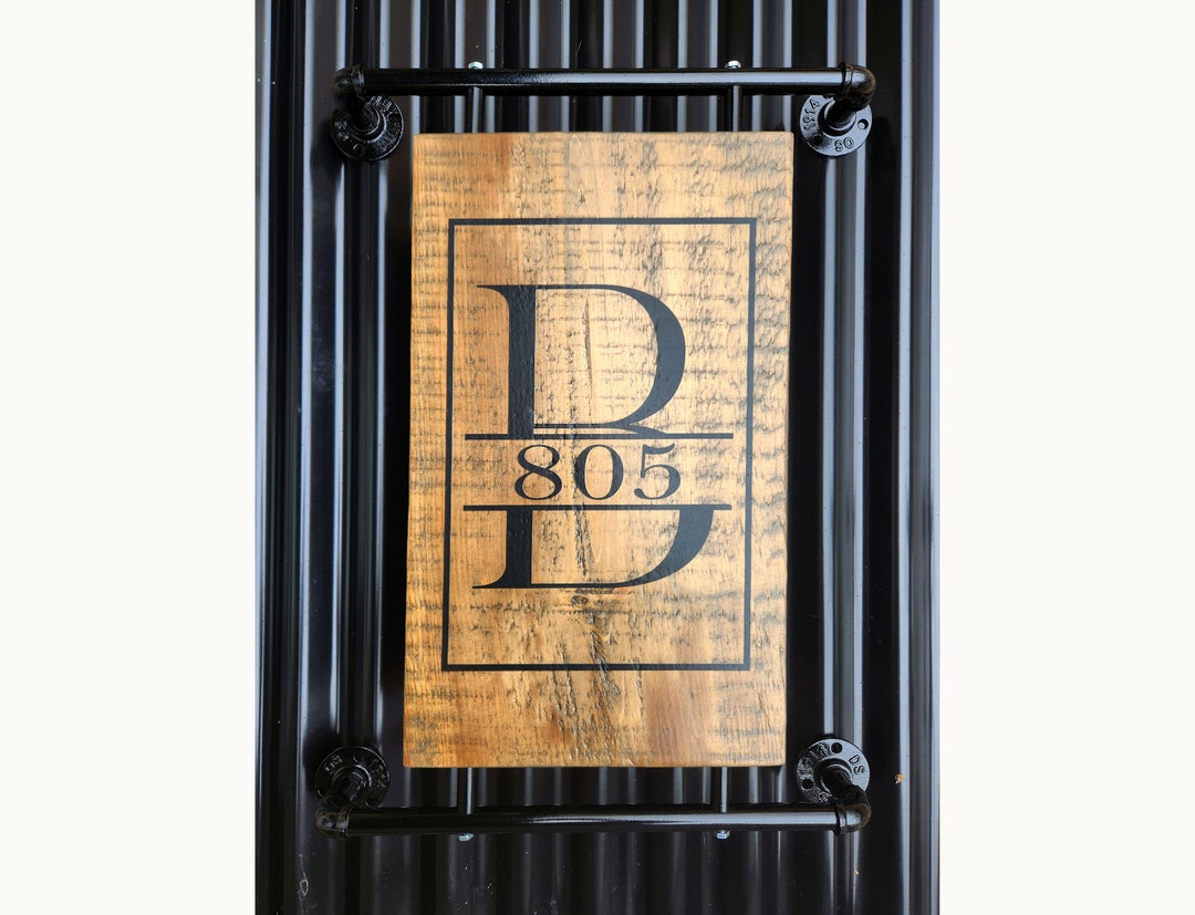 Customized One-sided Barnboard Sign Custom Double Iron Mounting Bracket ...