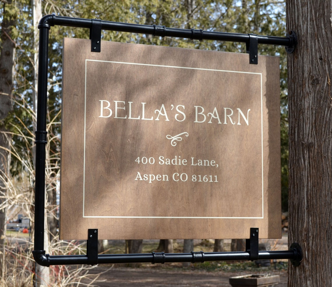 Custom Two-sided Blade Sign Custom Iron Hanging Bracket Farm Sign ...