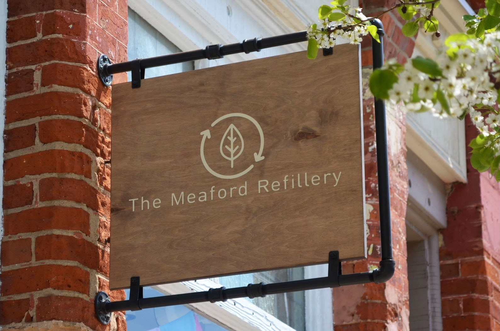 Custom Two-sided Blade Sign Custom Iron Hanging Bracket - Etsy Canada