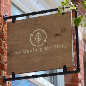Custom Two-sided Blade Sign Custom Iron Hanging Bracket Business Sign ...