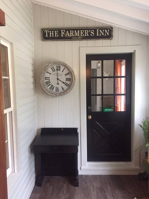 Farmer's Inn Painted Wooden Sign Barnboard Sign Vintage - Etsy Canada