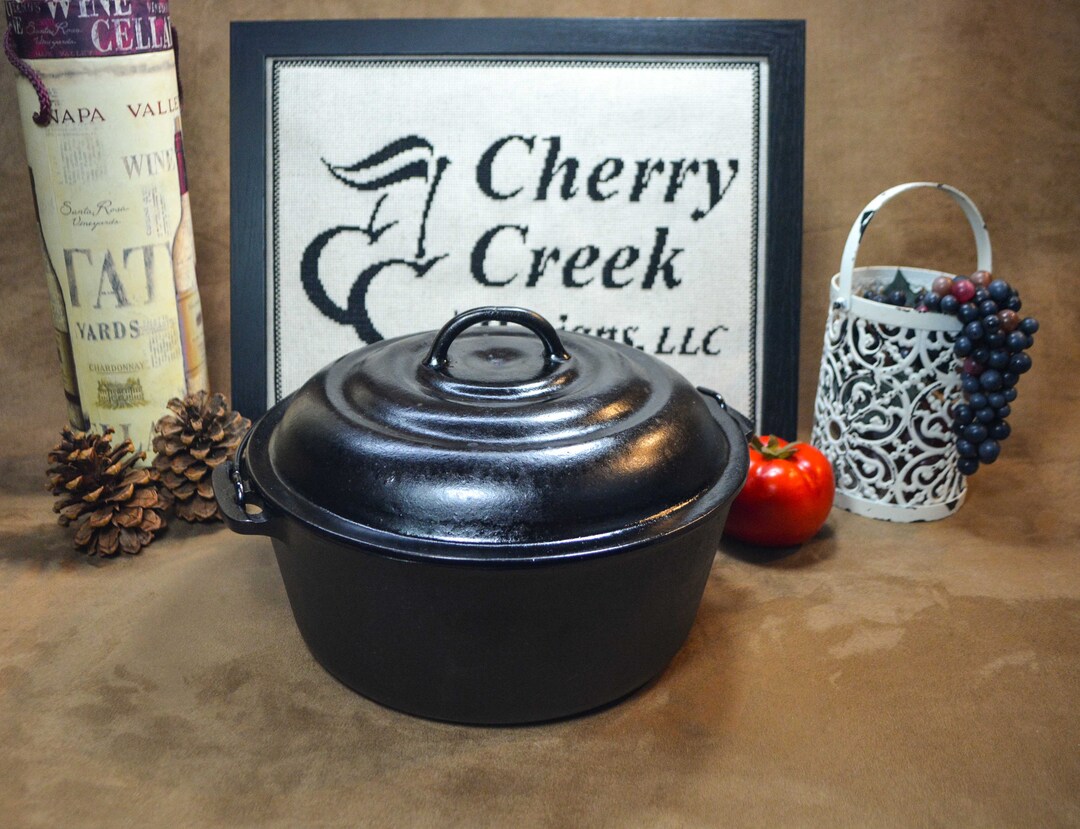VERY RARE Crescent Foundry Co. Ozark No. 8 Cast Iron Dutch Oven ...