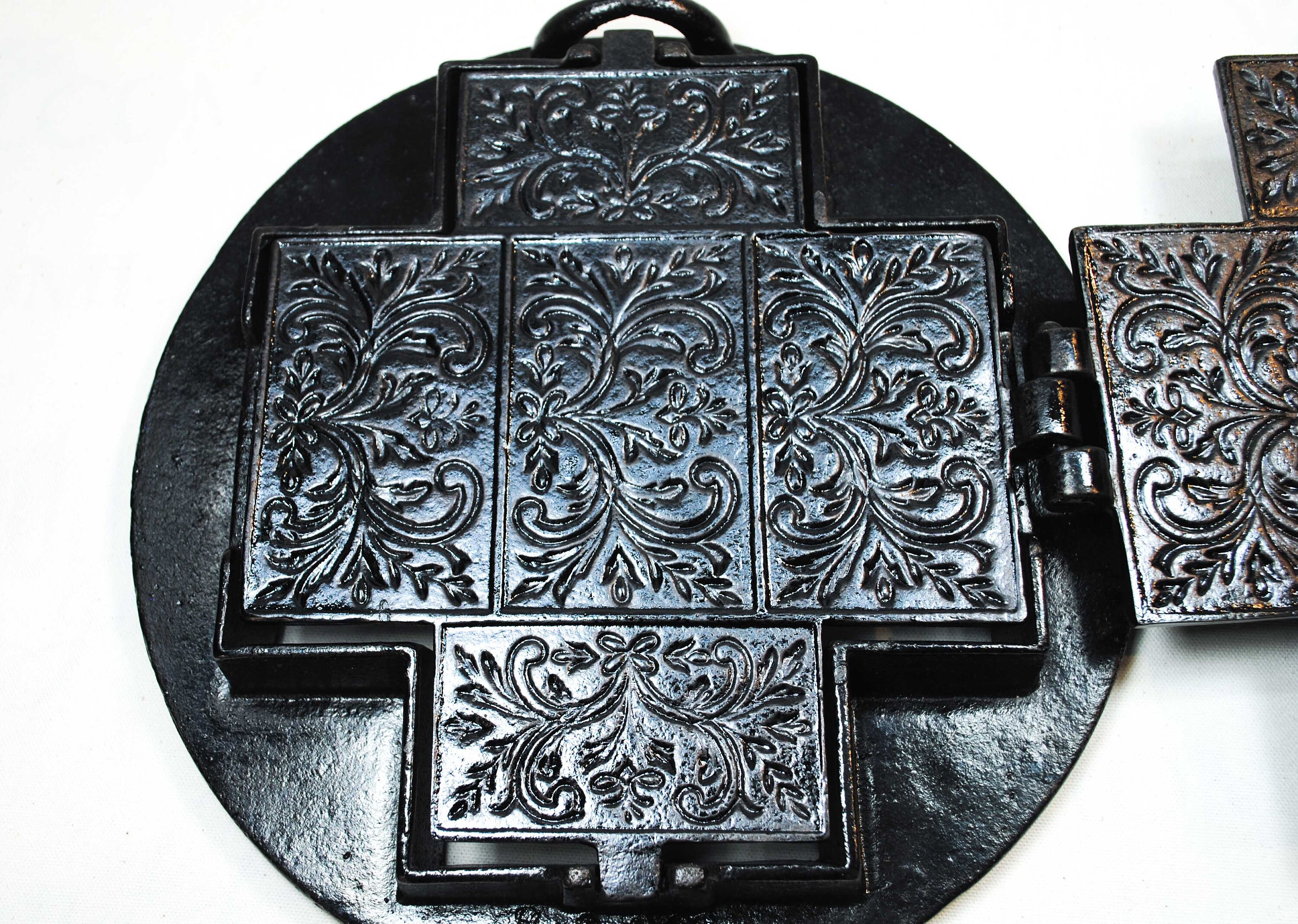 BEAUTIFUL Alfred Andersen G2 Cross-shaped Cast Iron Pizzelle/krumkake ...