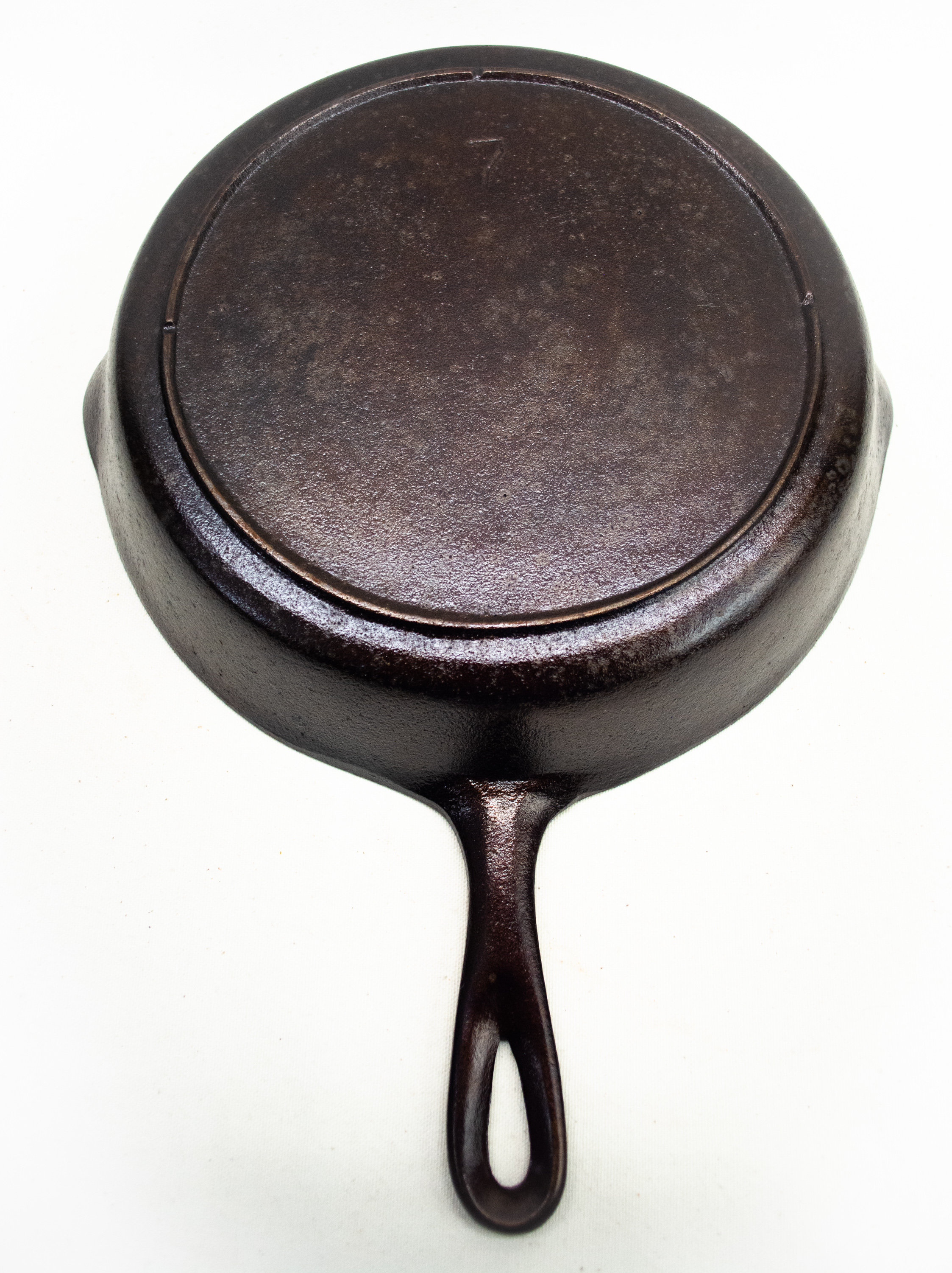 Vintage Lodge 3-notch Cast Iron Skillet, No. 7, Restored Cookware - Etsy