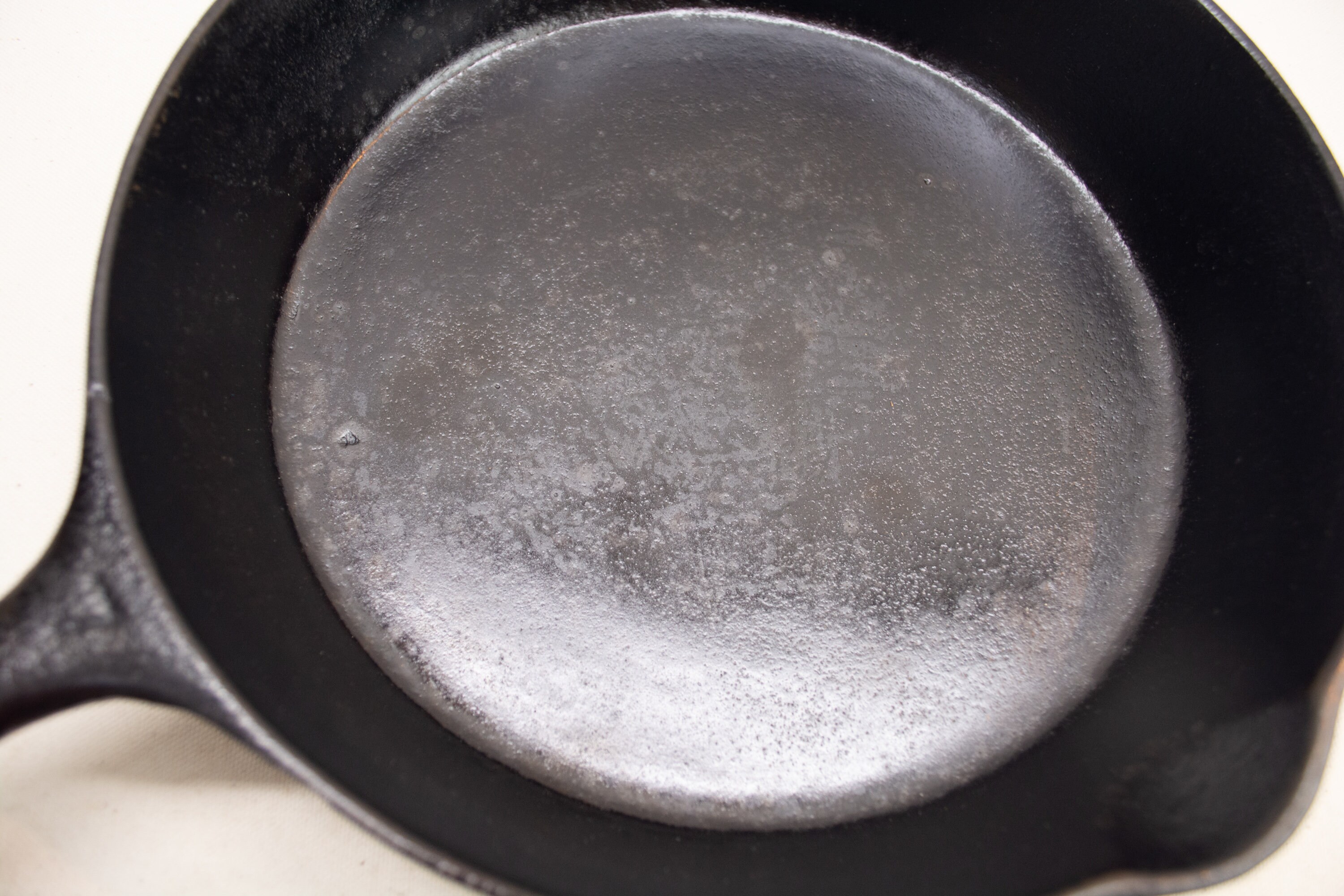 Fully Restored Unmarked No. 7 Cast Iron Skillet - Etsy