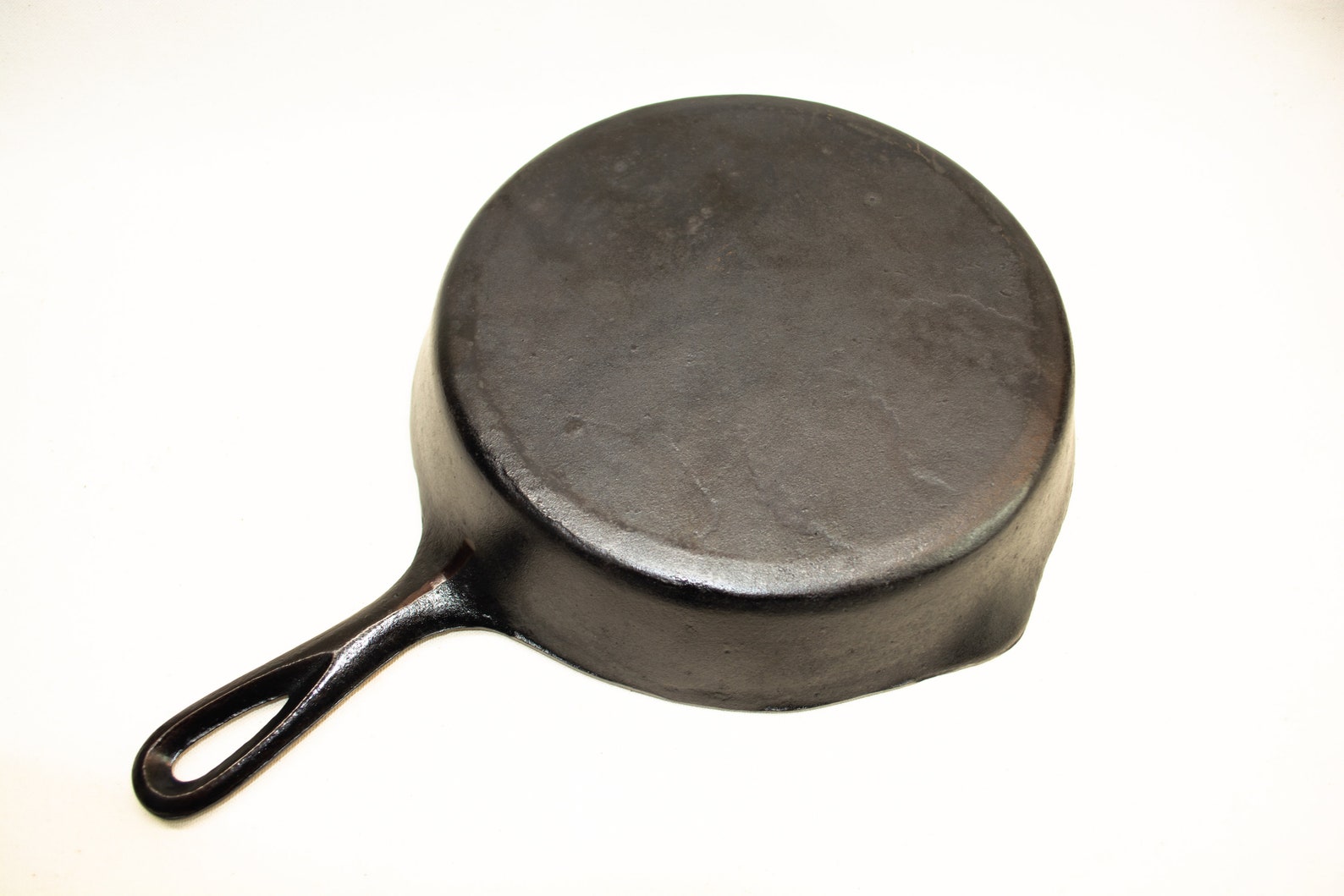 Fully Restored Unmarked No. 7 Cast Iron Skillet - Etsy