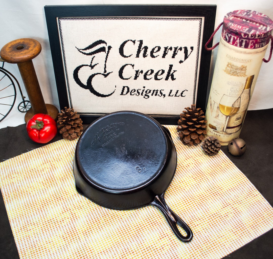 VERY RARE Chicago Hardware Foundry, Favorite Cook Ware, No. 8 Cast Iron ...