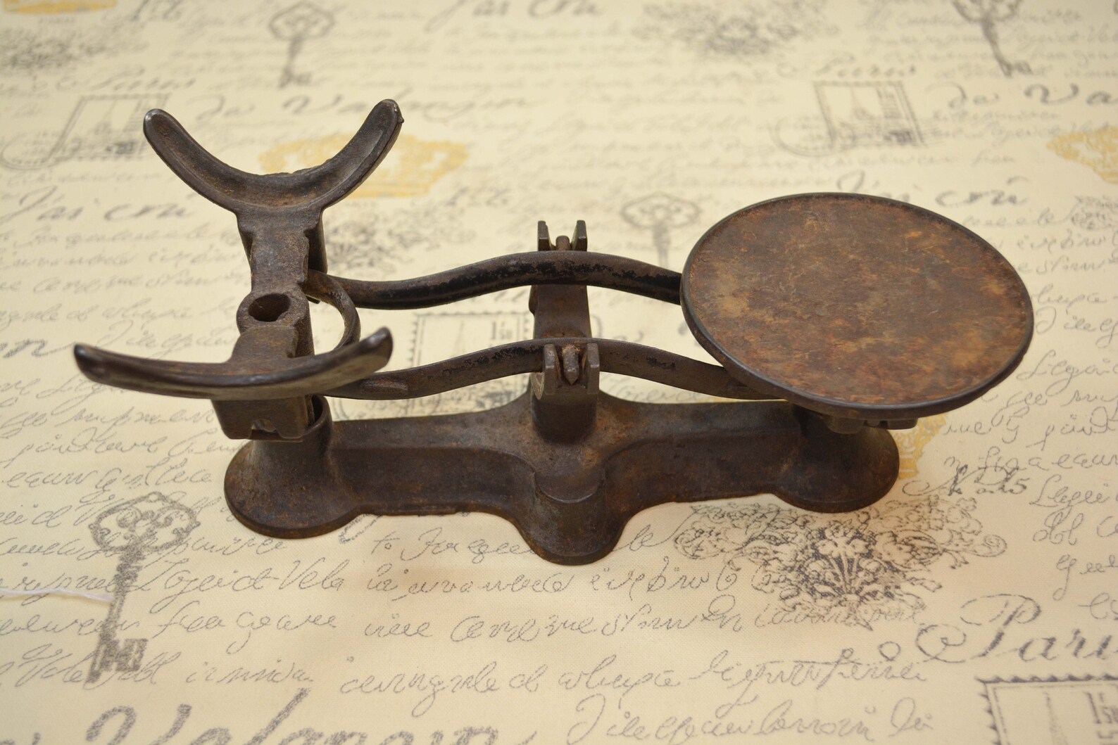 Antique Cast Iron Balance Scale With Weights, Vintage Rustic Country or ...