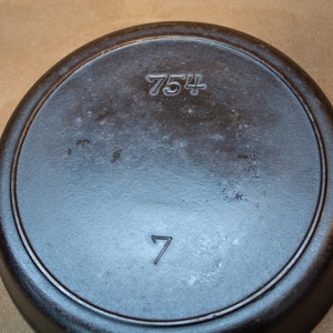RARE Unmarked Griswold No. 7 Skillet, Cast Iron Skillet, Series No. 754 ...