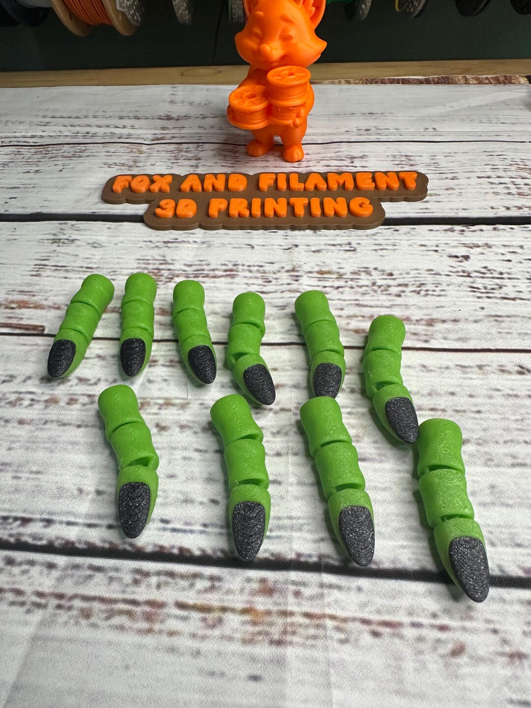 3D Printed Witch Finger Fidget Toy – Articulated Green Halloween Finger ...
