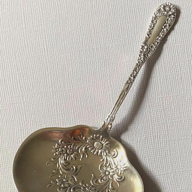 Bon Bon Server - Etsy