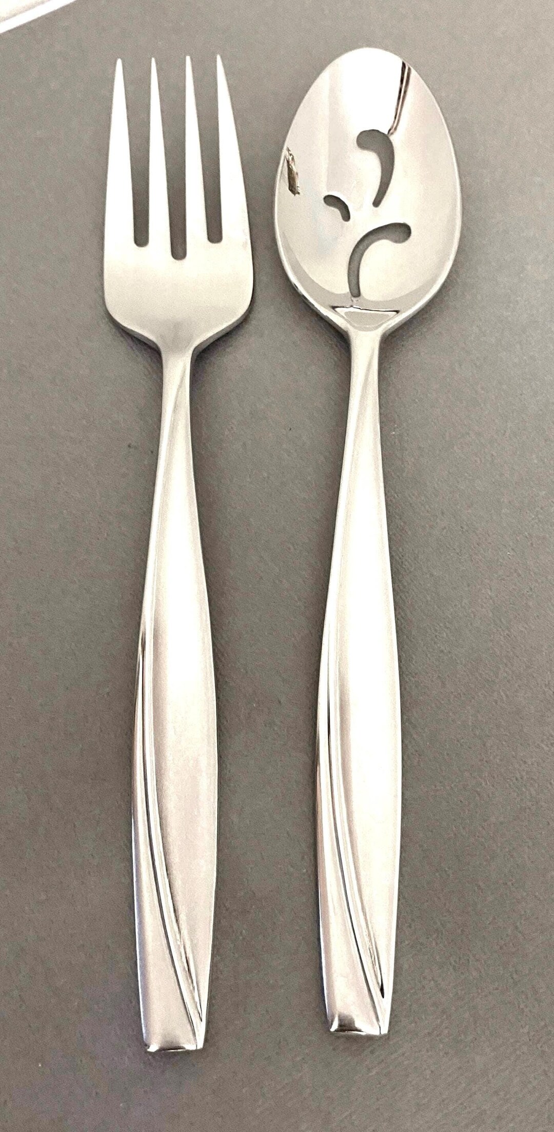 Camlynn Cleo 2-piece Serving Set Oneida Stainless Steel Frosted Accents ...