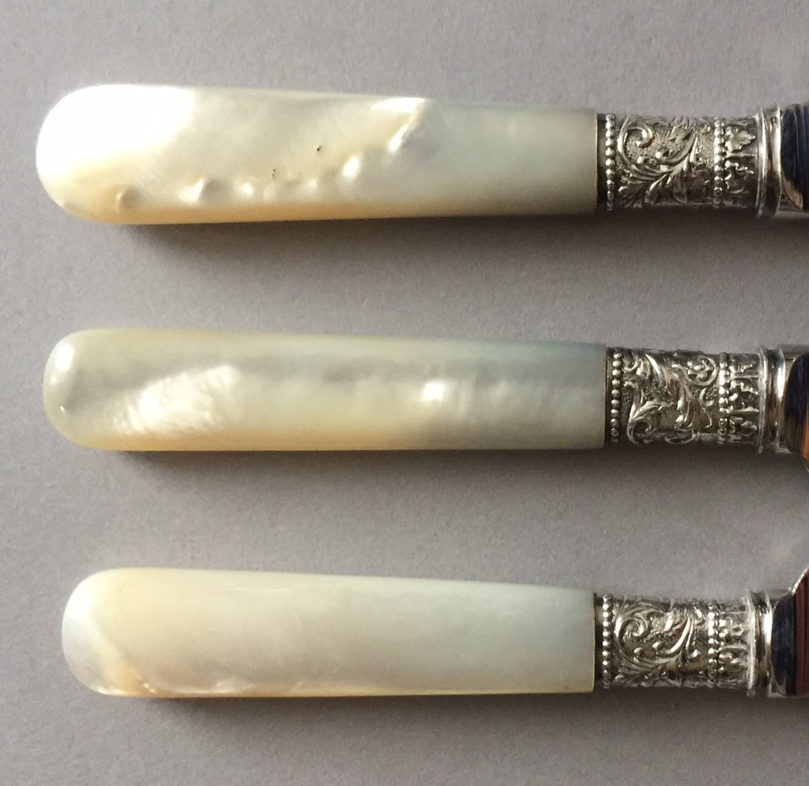 PEARL HANDLE Set 12 Matching Tea Knives With Silver Plated Blunt Blades ...