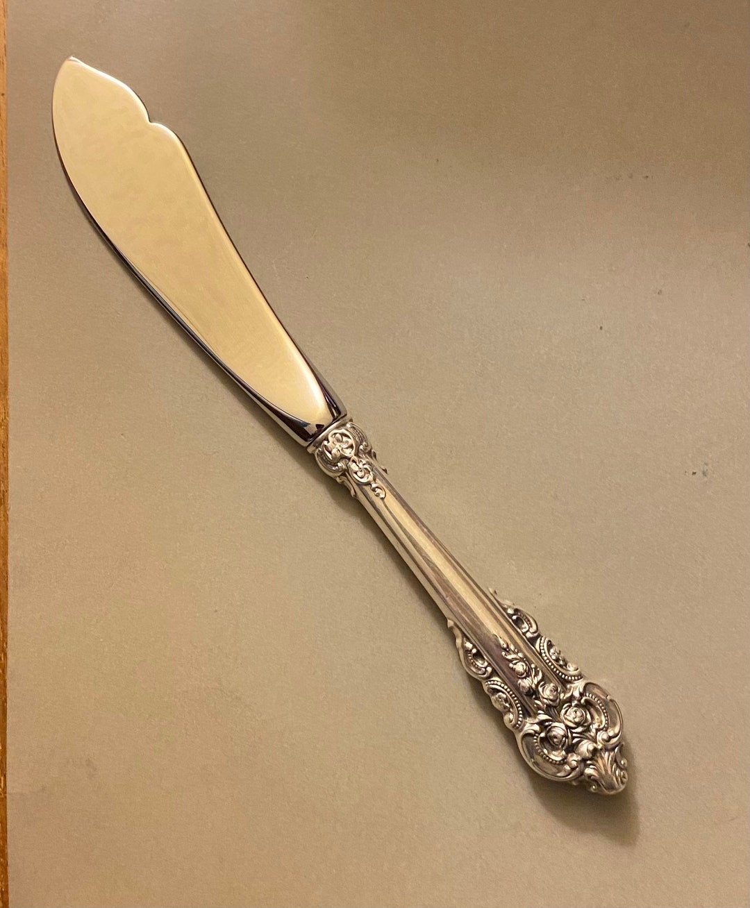GRANDE BAROQUE by Wallace Silversmiths a Master Butter Knife in ...