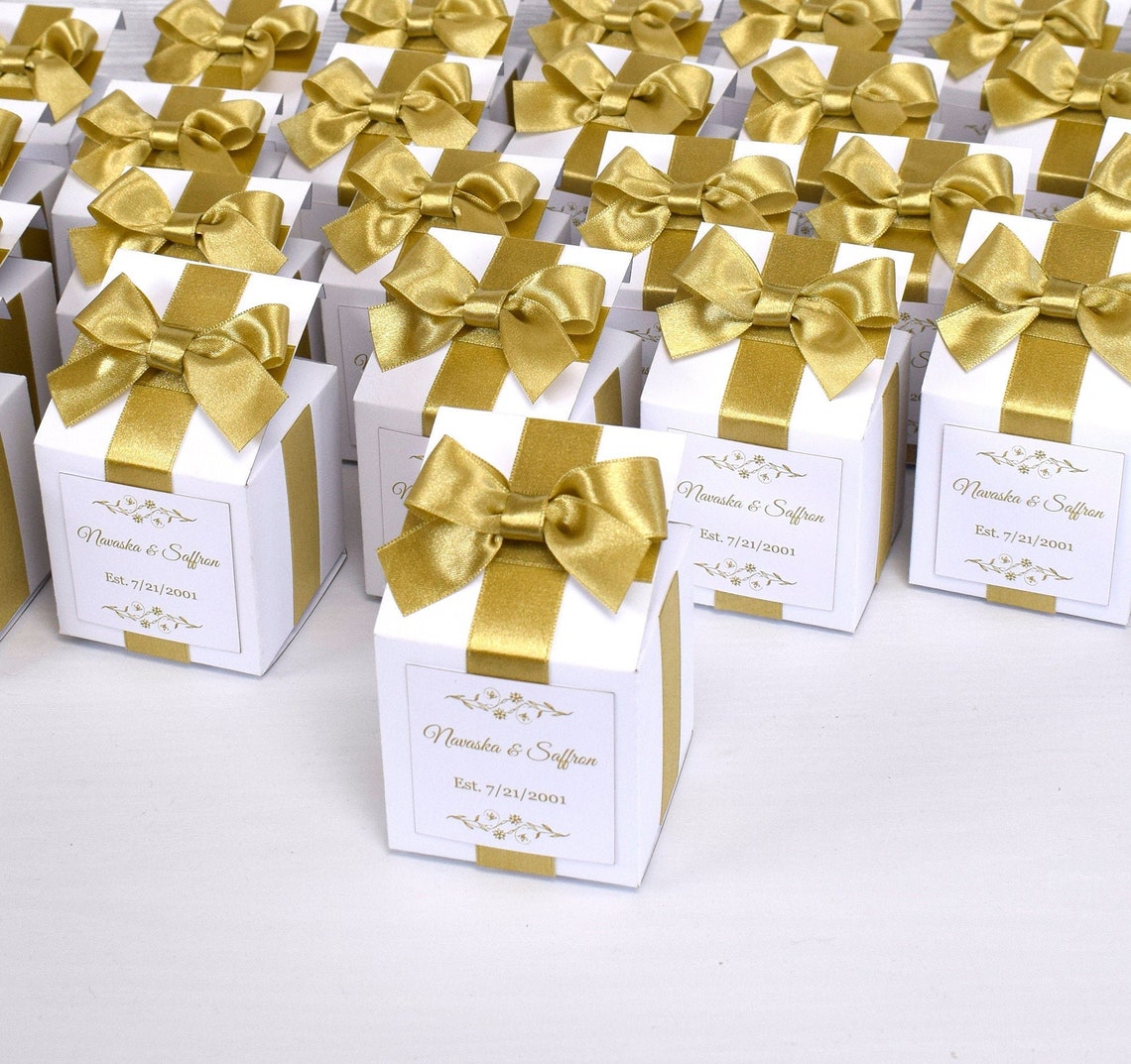 Personalized Wedding Favor Boxes, Elegant Candy Gift Box With Bow - Etsy