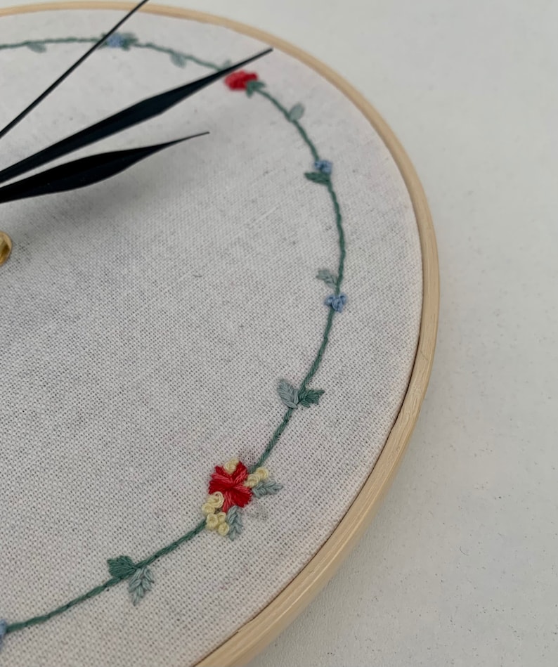 Beautiful Flower Clock Embroidery - Clock Handmade Room Decoration ...