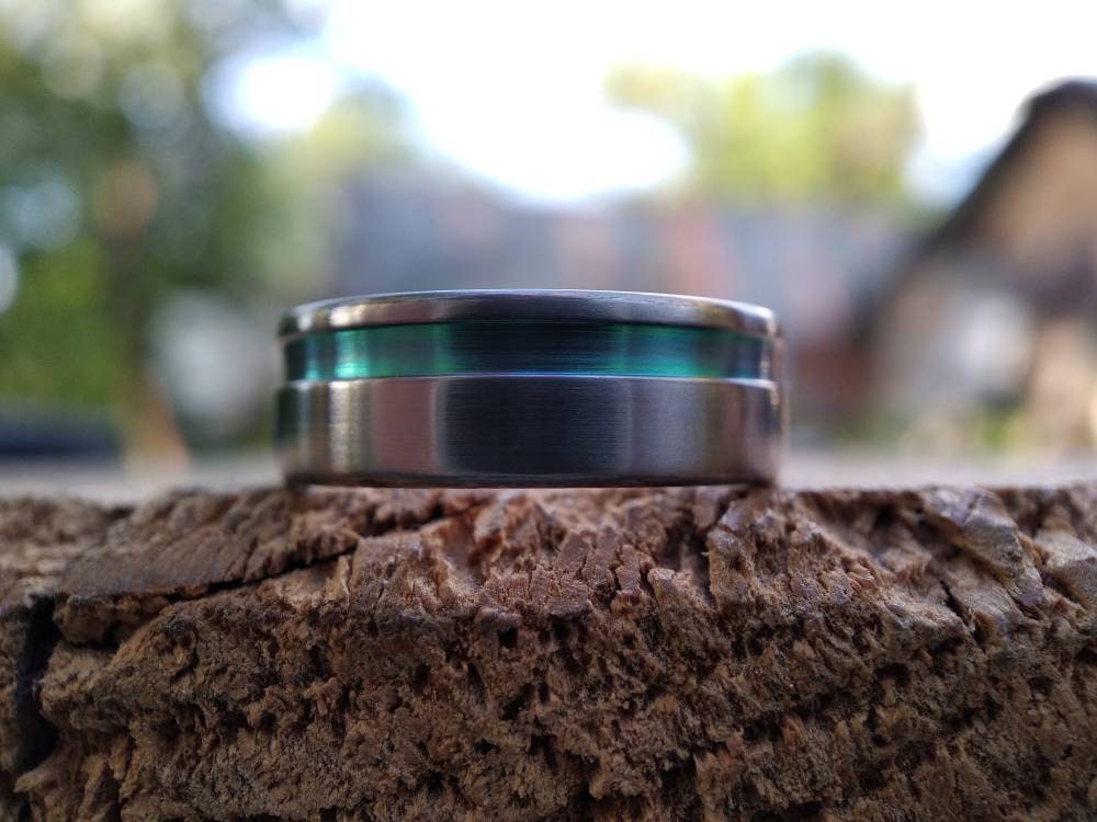Minimalist titanium ring Wedding Band anodized finish | Etsy