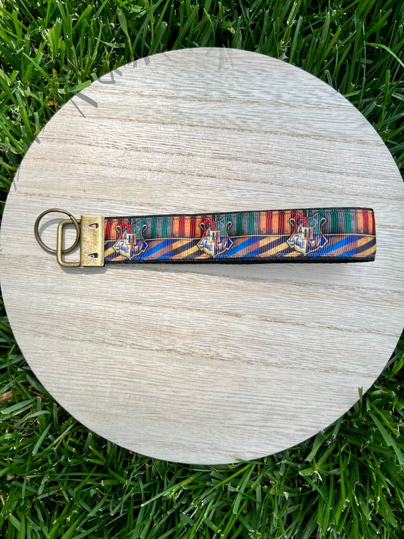 Magic Keychain Magical Keychain Crest Keychain Magic Houses - Etsy