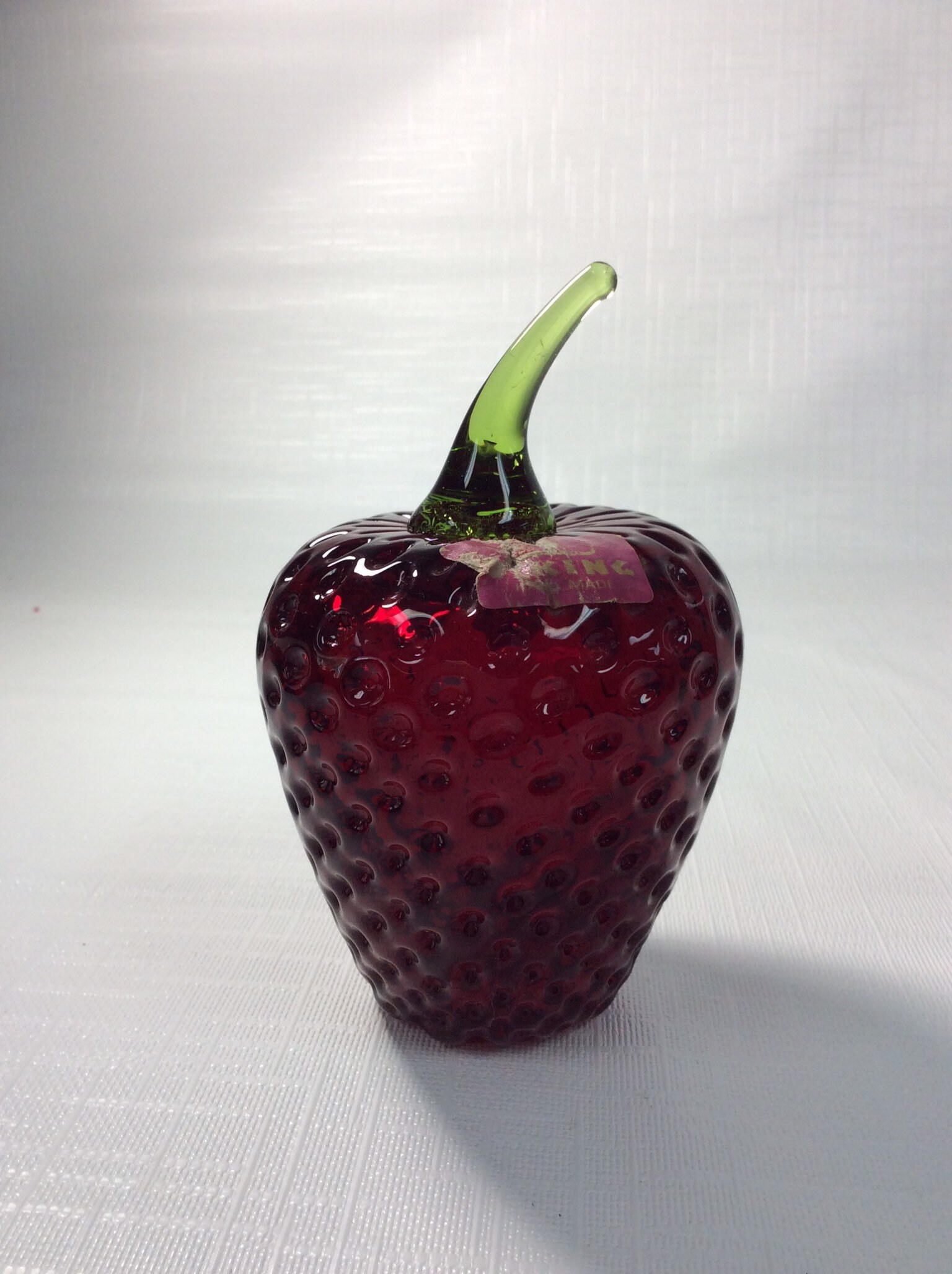 Viking Glass 7293 strawberry , red with green stem