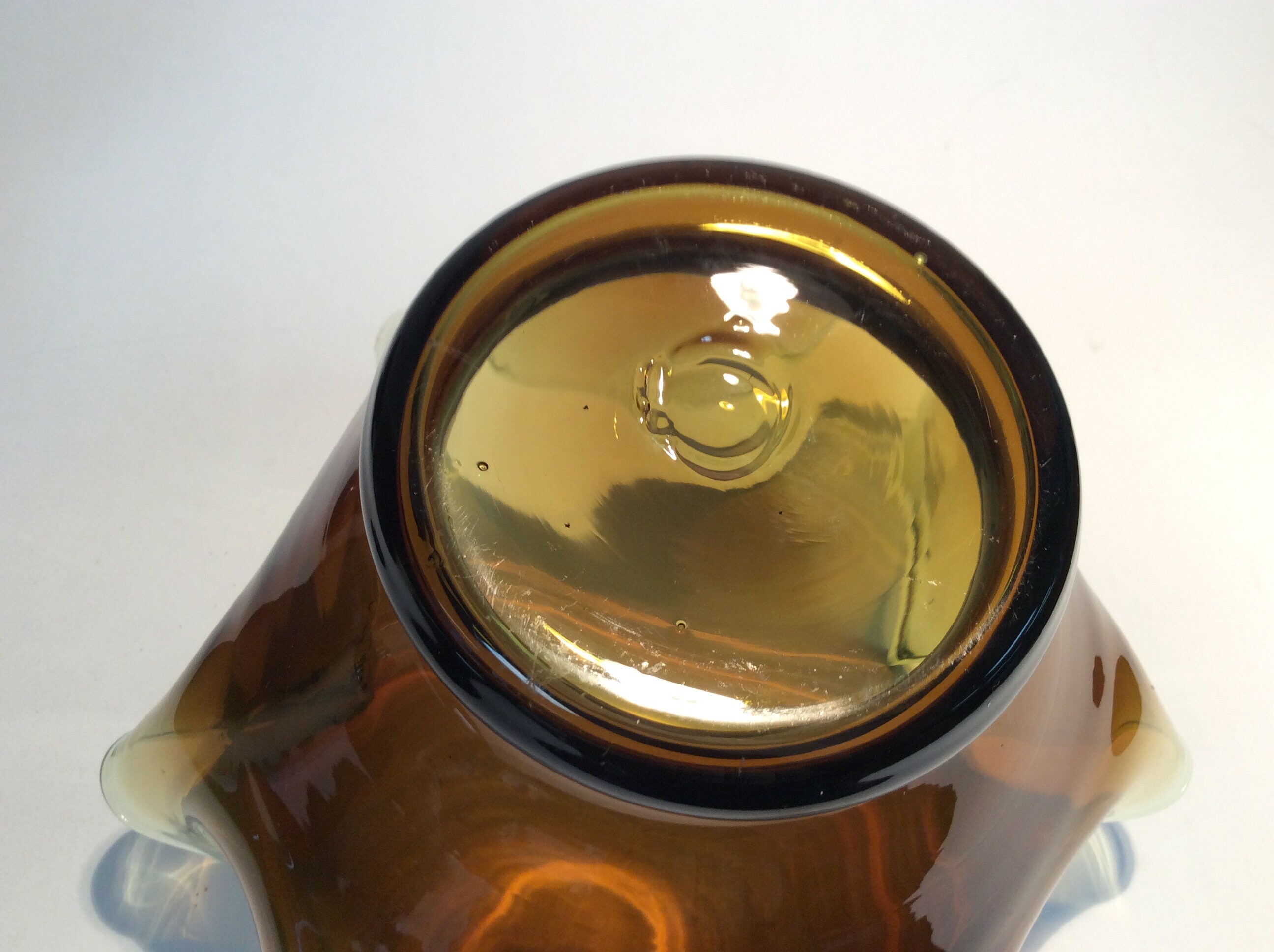 Indiana Handcraft 714 bowl in burnt honey