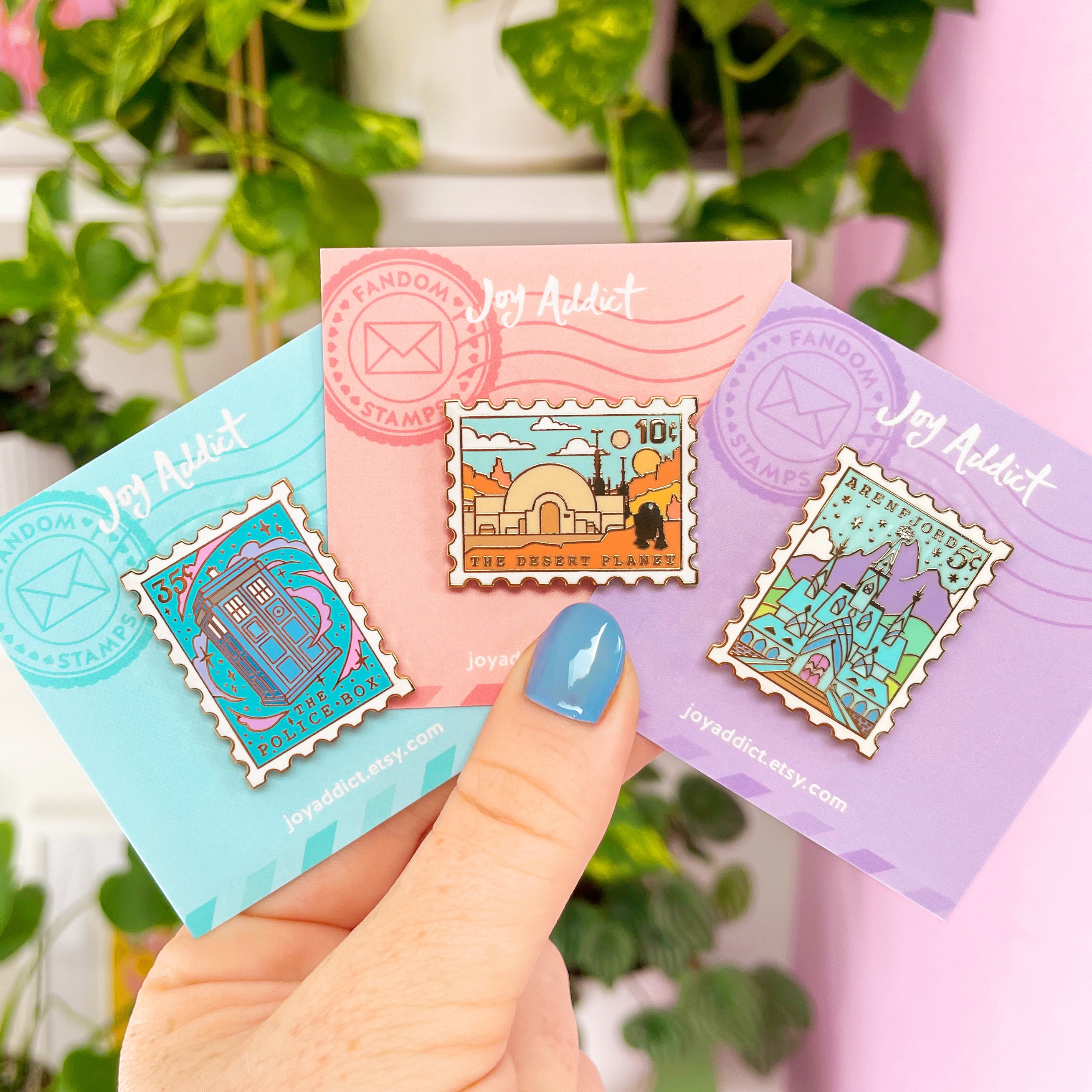 The Police Box Enamel Pin Stamp Enamel Pin sci Fi Pin | Etsy