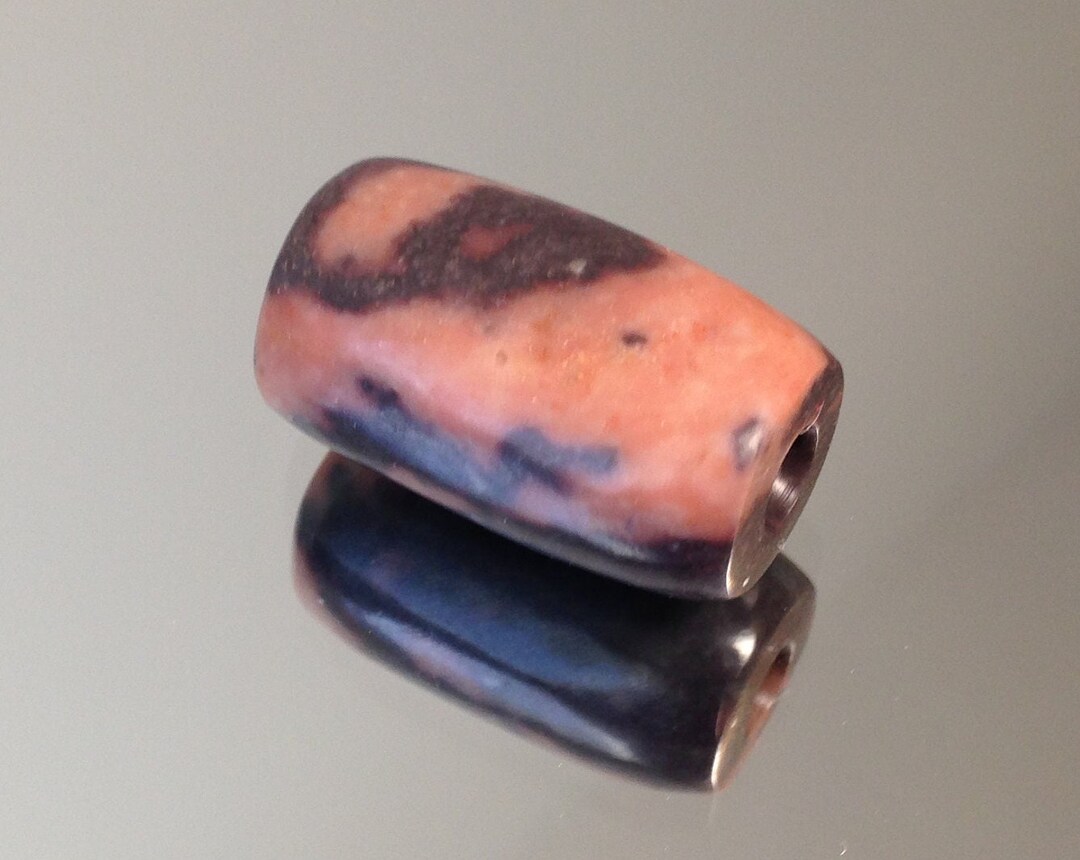 Hand Carved Rodingite Rhodonite Bead. - Etsy