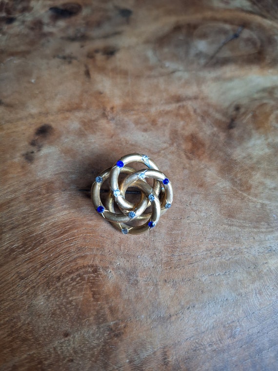 XIX golden love knot brooch with blue and white stones - Gem
