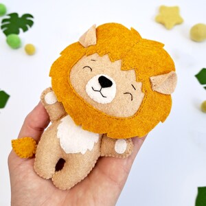 Lion Pattern PDF - Felt Pattern Lion - Felt Pattern Safari - Lion ...